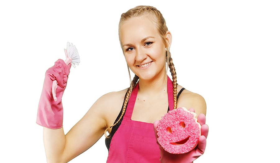 Raskaana oleva Auri Kananen lopettaa siivousuransa pysyvästi: "En halua altistaa vauvaa myrkyille"