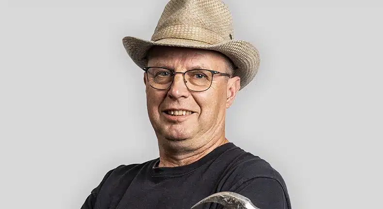 Oho! Apumies Markku Saukko otti kuvan joulukuusen alla olevista ...